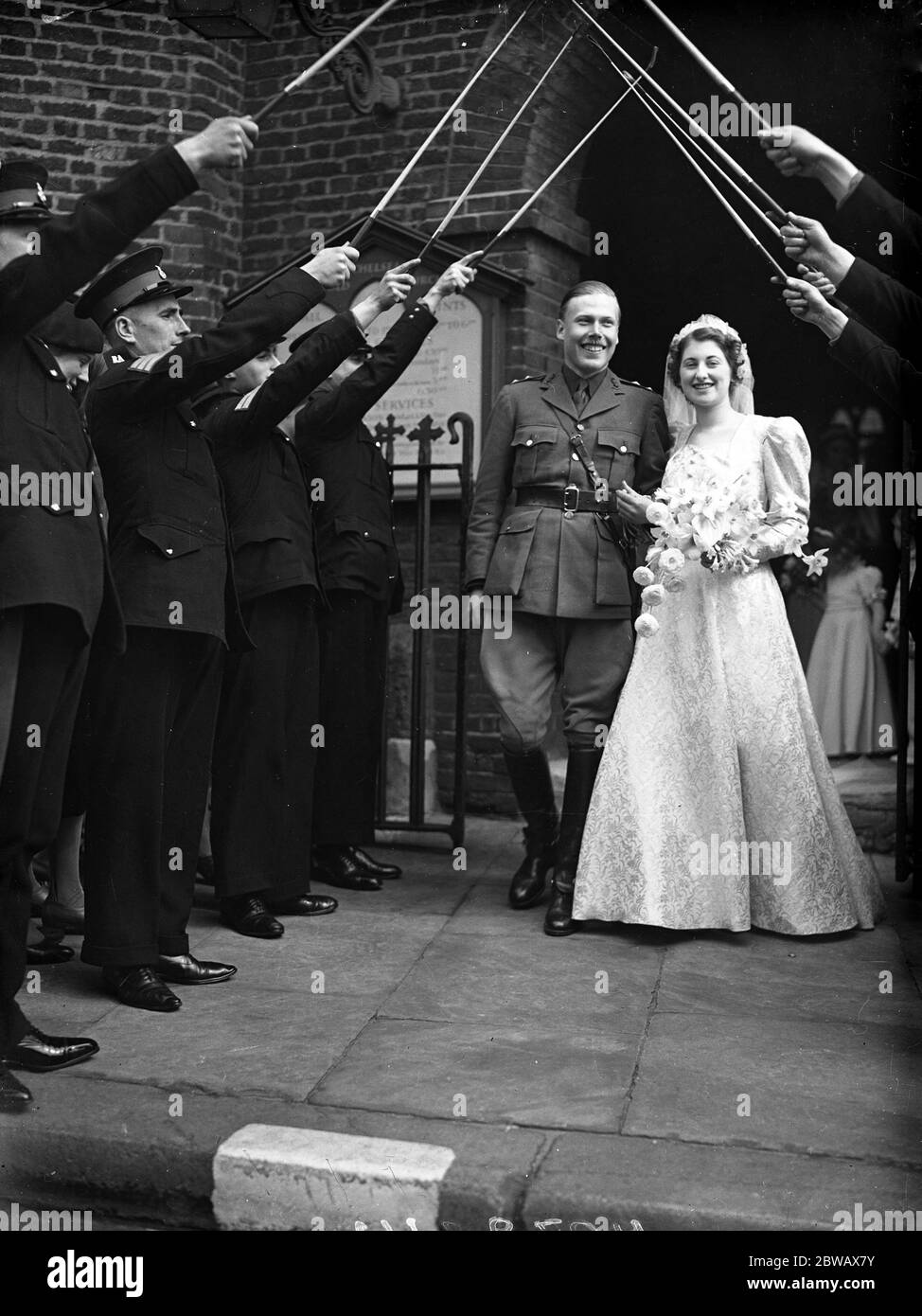 Wedding of Mr Charles Le Grice , Royal Devon Yeomanry , and Miss Wilmay ...