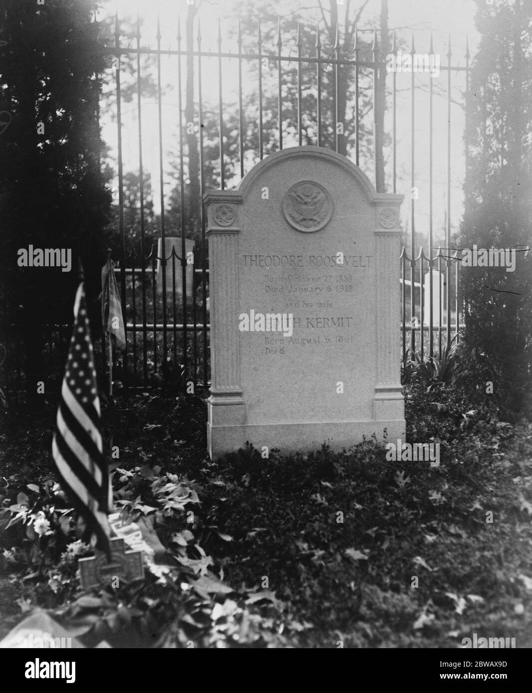 President Theodore Roosevelt Grave at Oyster Bay , Youngs Memorial Cemetery , Long Island in ...