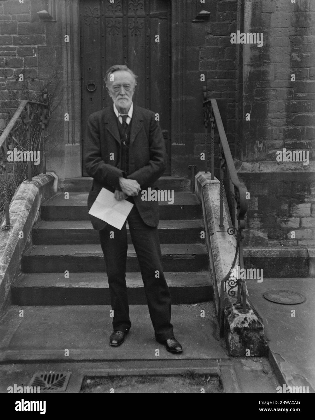 Historic windsor castle hi-res stock photography and images - Alamy