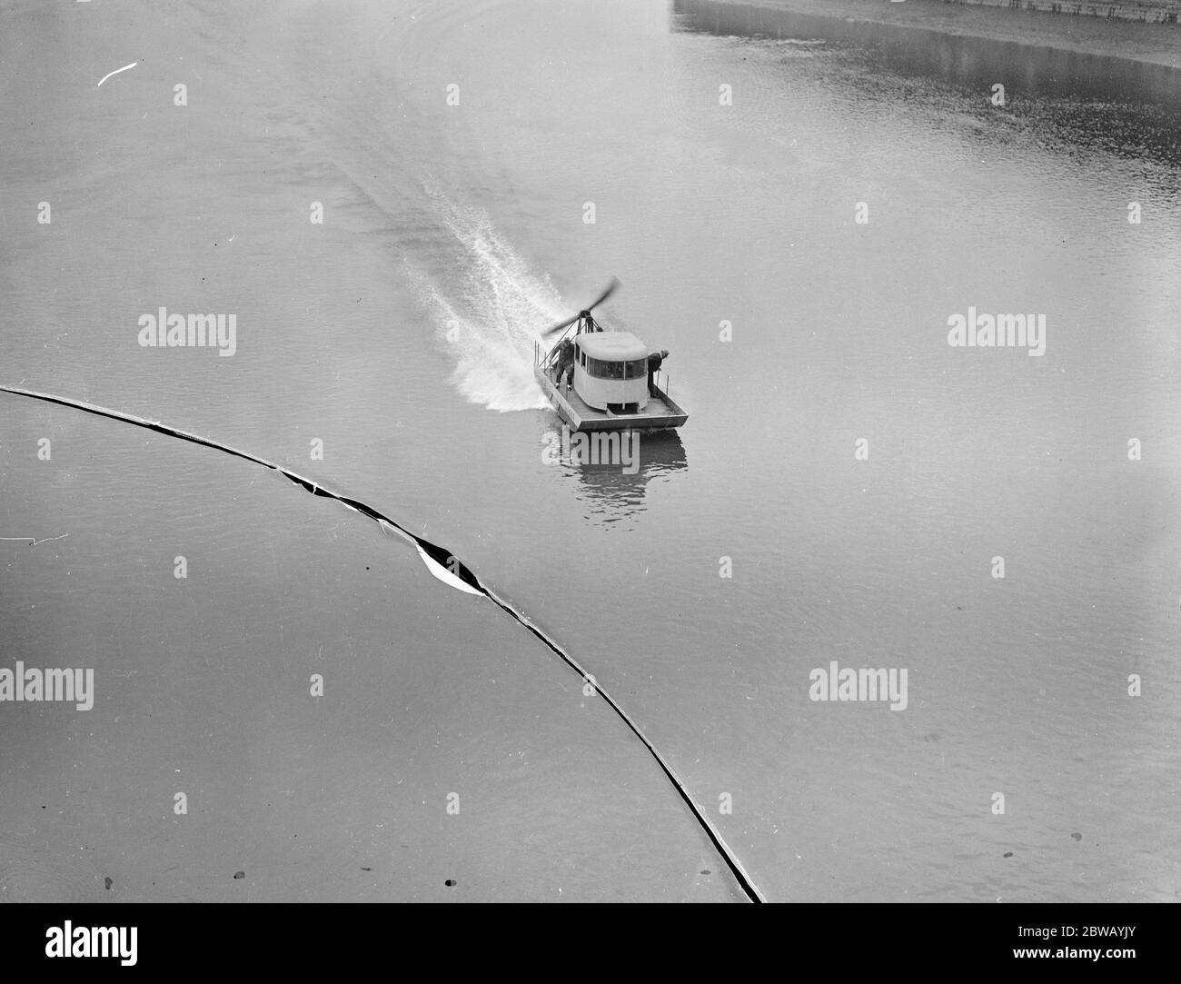 Hydro glider hi-res stock photography and images - Alamy
