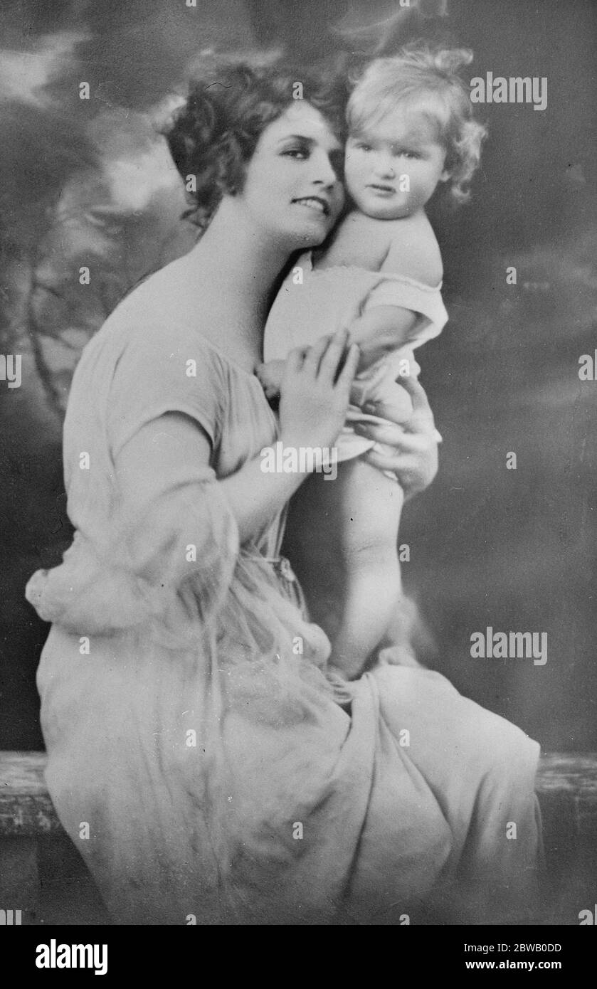 The heiress hi-res stock photography and images - Alamy