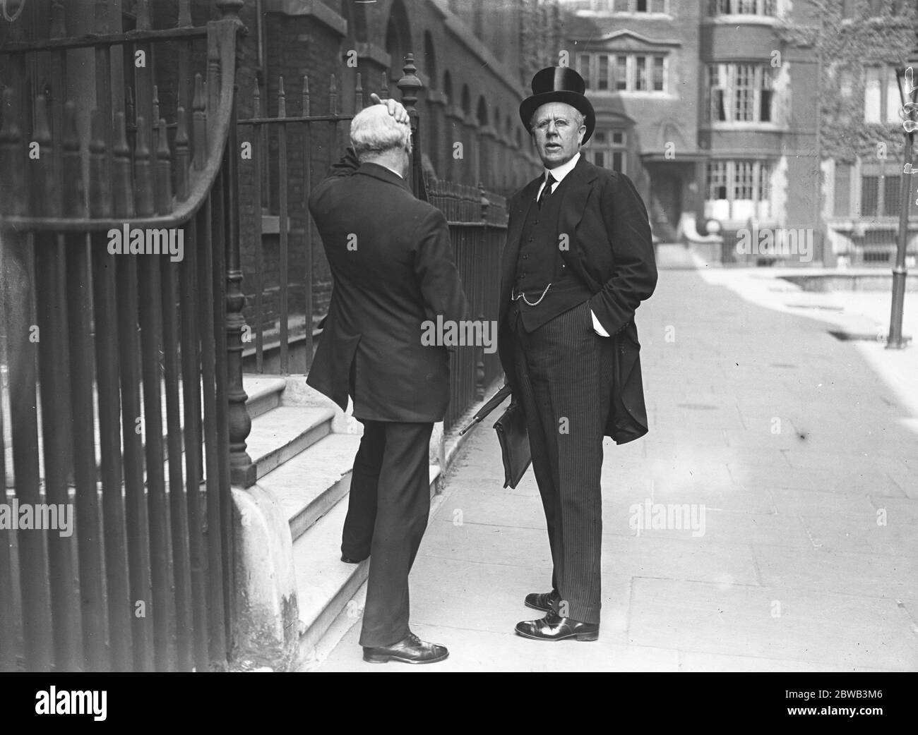 Prayer Book revision meeting at Church House , Westminster . Lord ...