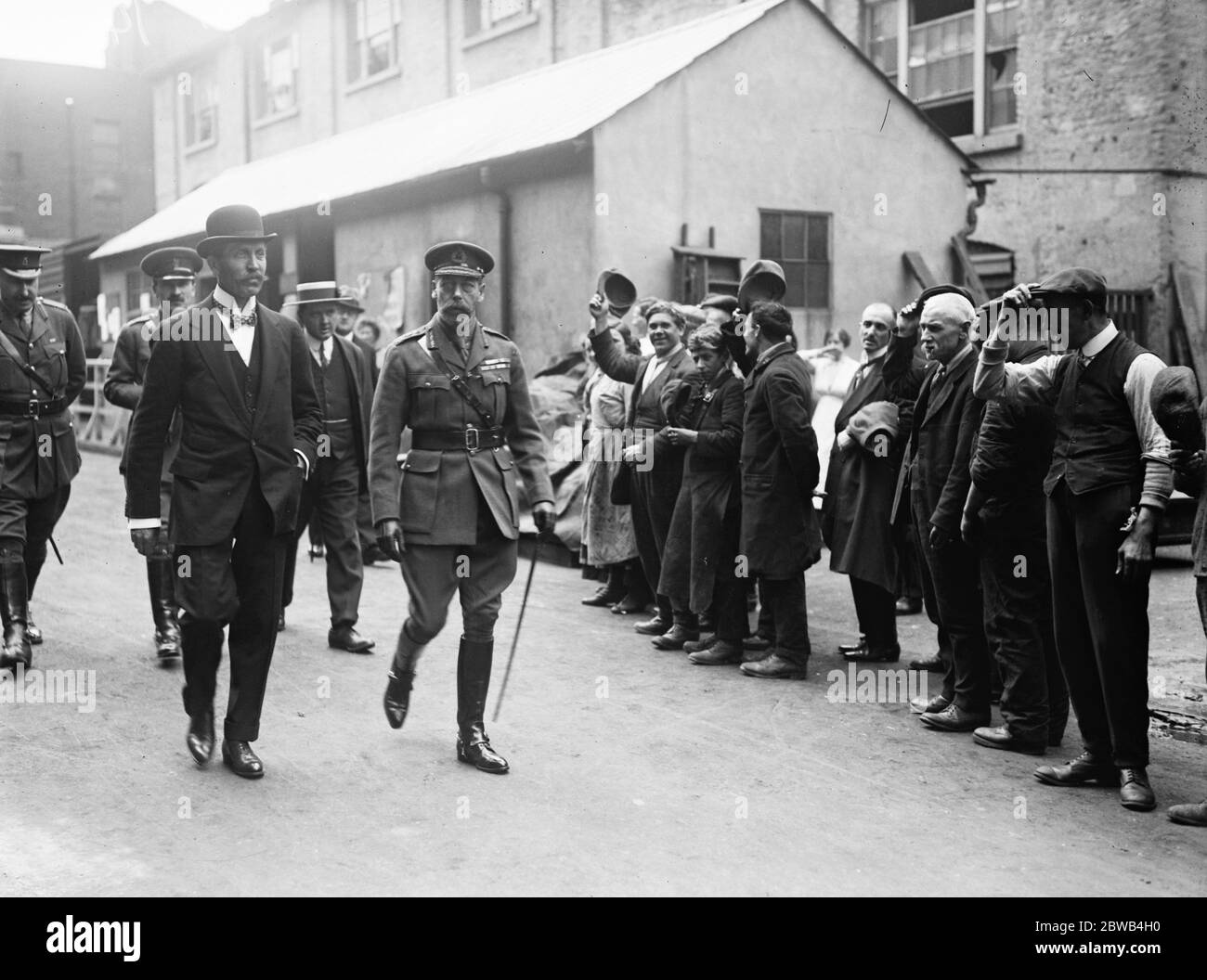 World war munitions factory england hi-res stock photography and images ...