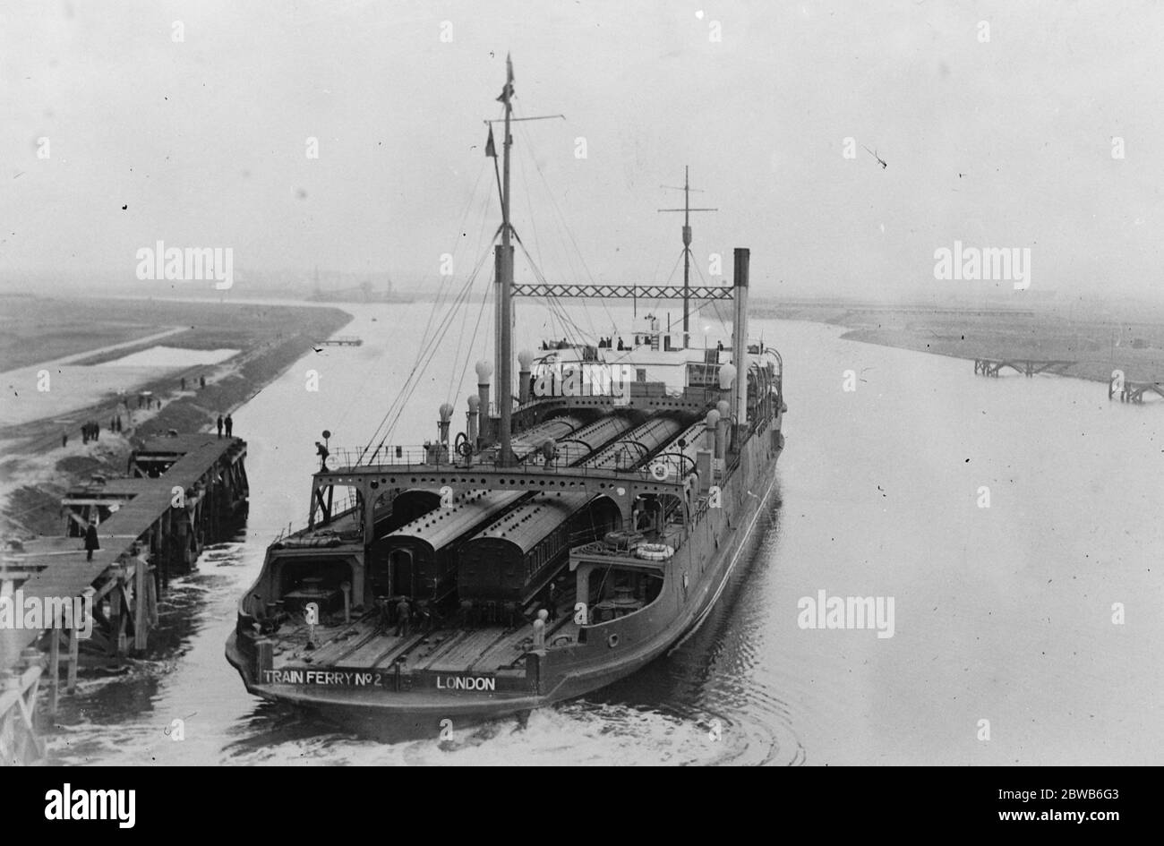 Historical channel ferry hi-res stock photography and images - Alamy