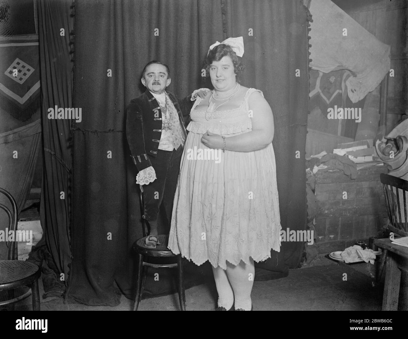 Showmen hi-res stock photography and images - Alamy