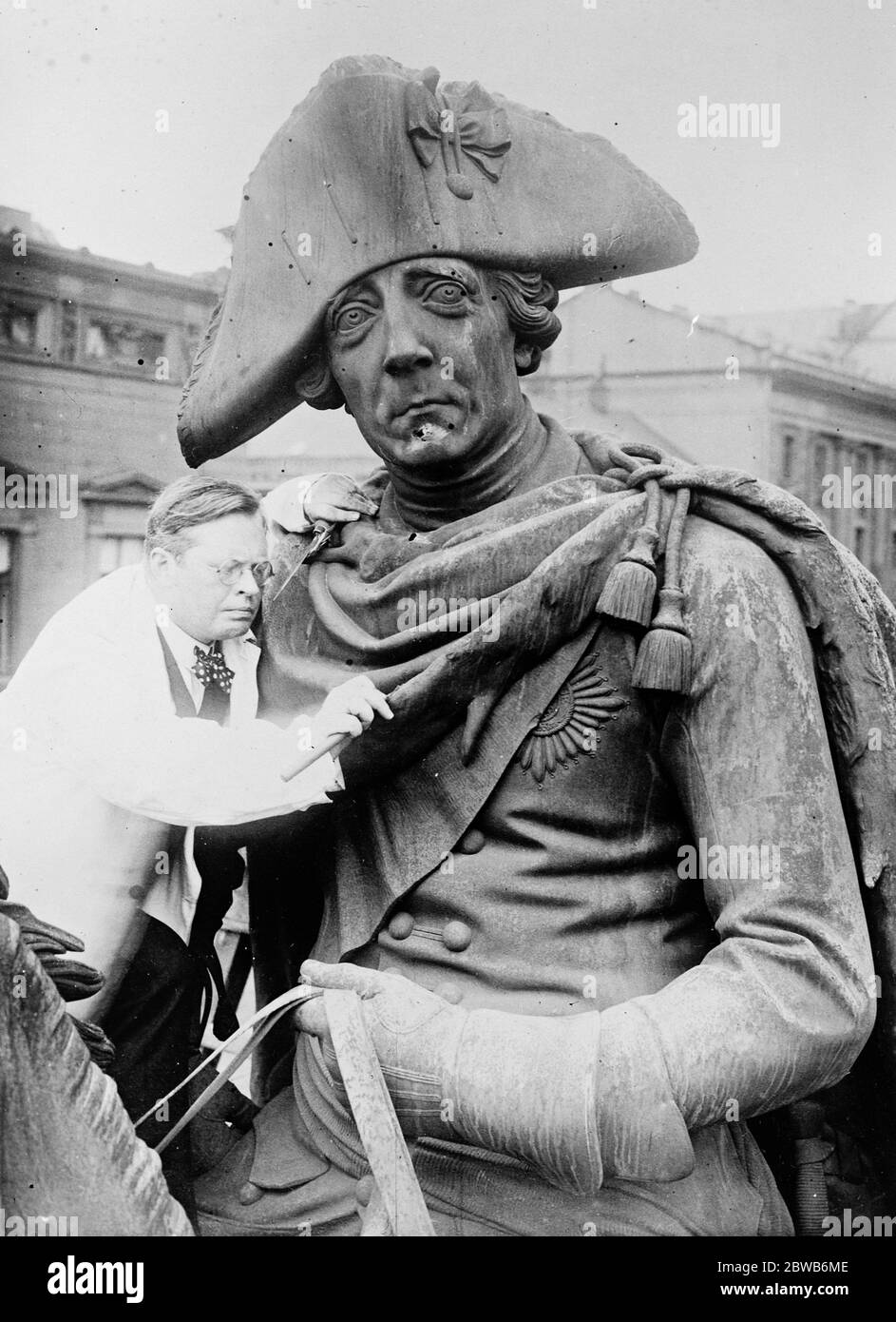 Famous Professor patches - up machine gunned statue . The memorial to ...