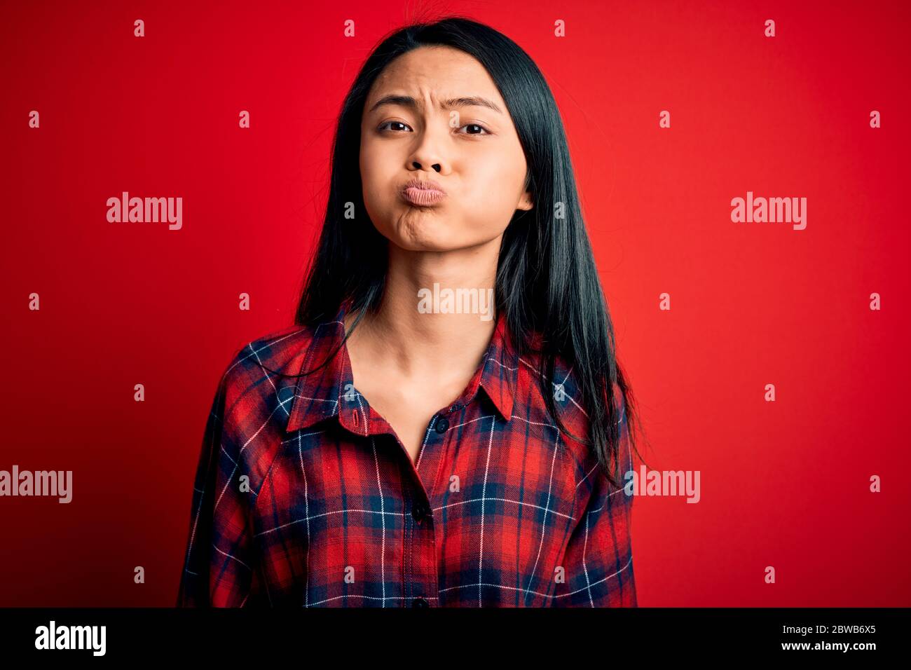 Chinese woman red cheeks hi-res stock photography and images - Alamy