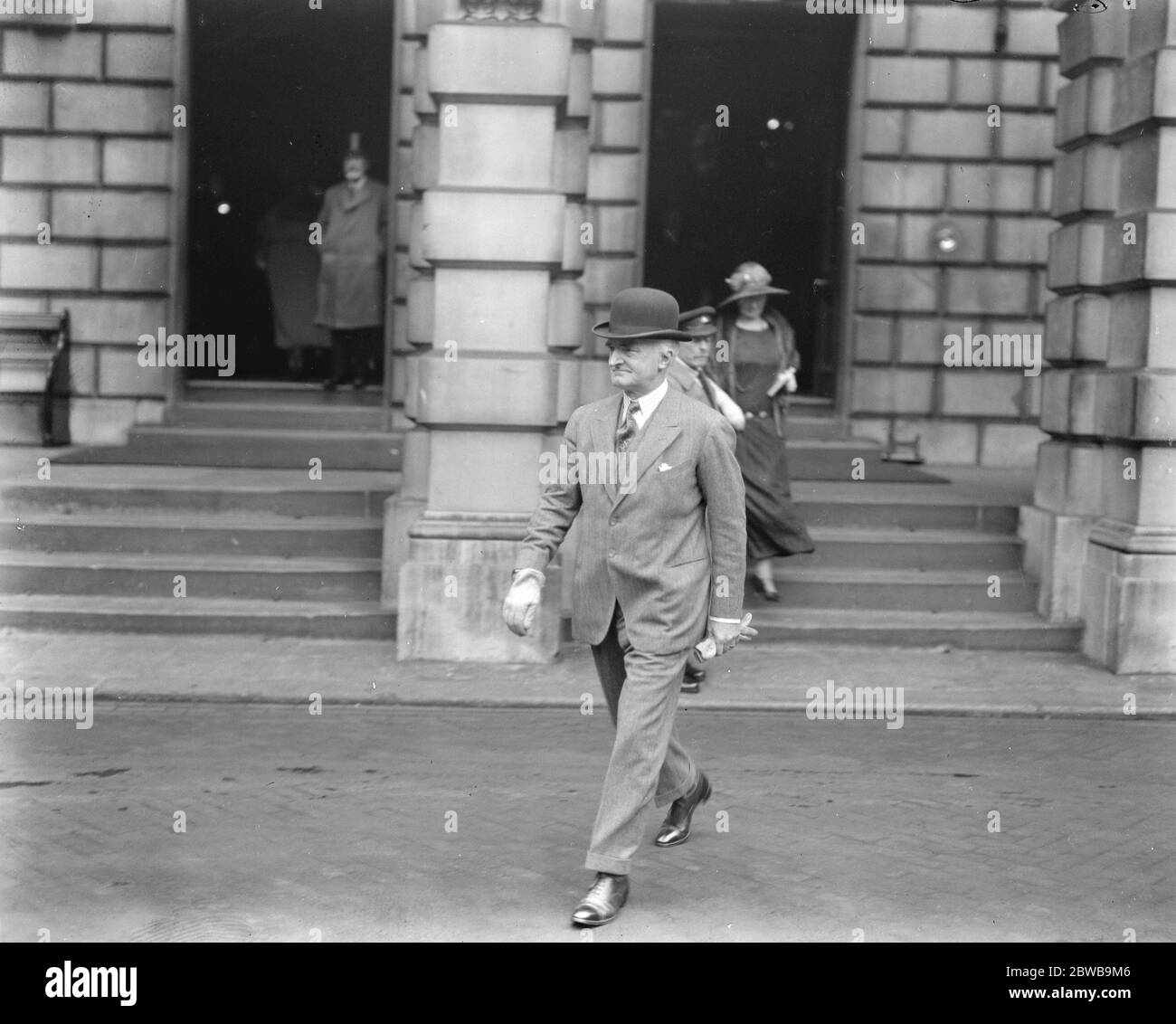 Rear view white man Black and White Stock Photos & Images - Alamy