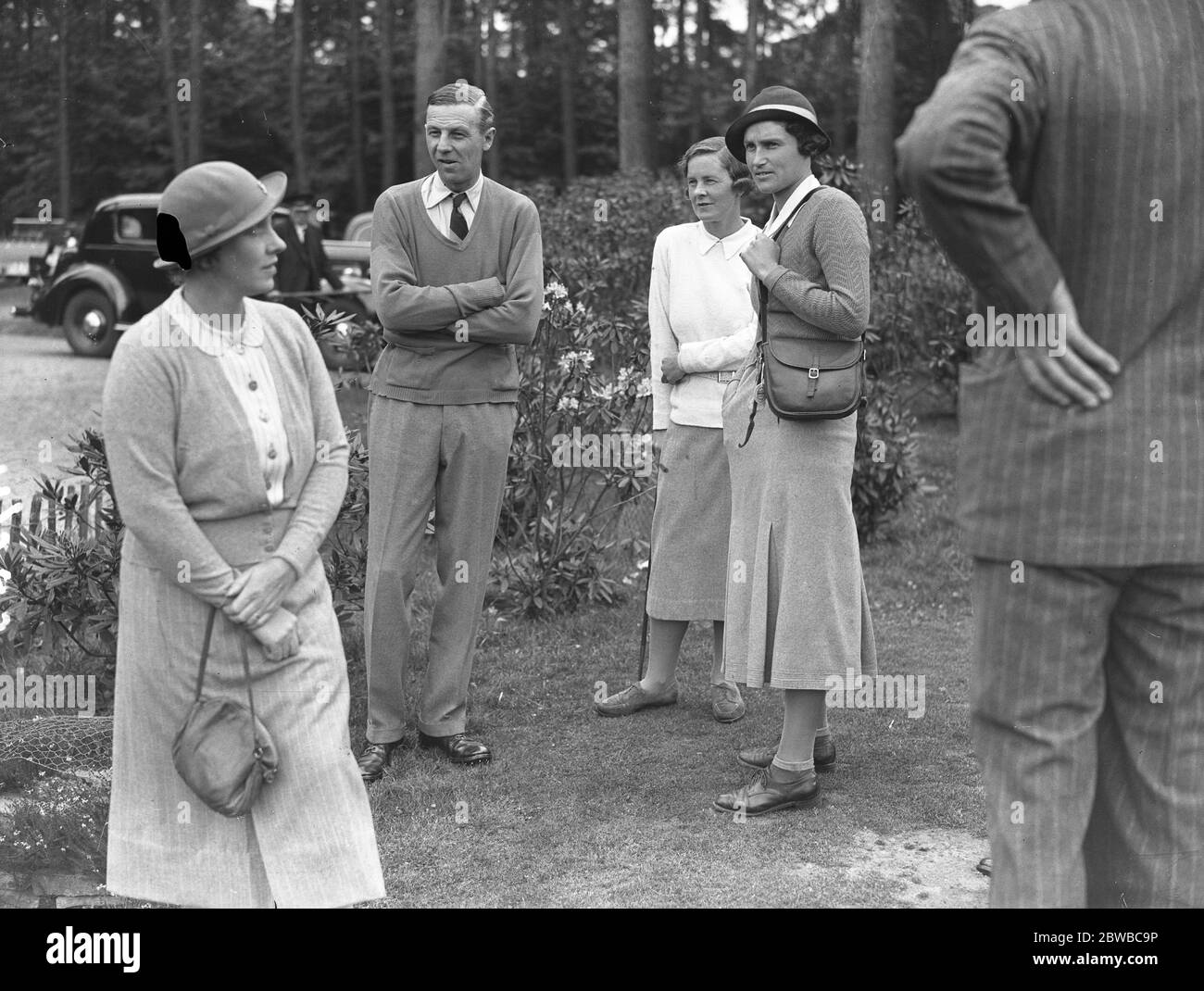 Ladies v Men at the New Zealand Golf Club , Byfleet . Mr Roger Wethered ...