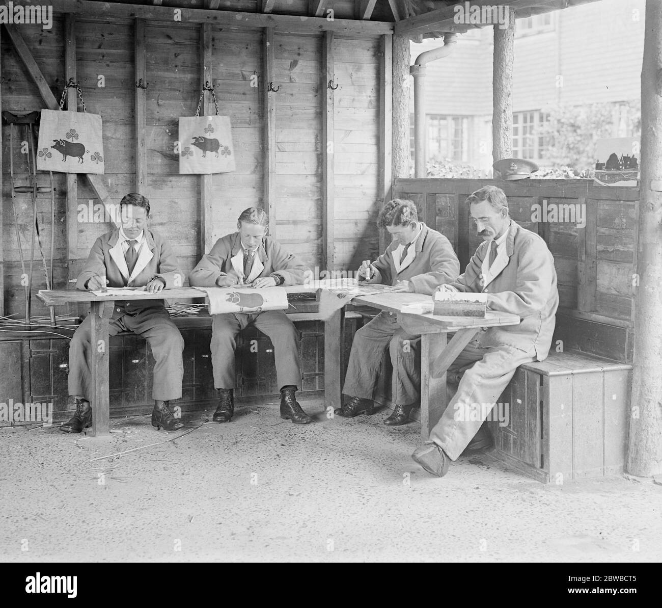 Stenciling work Black and White Stock Photos & Images - Alamy