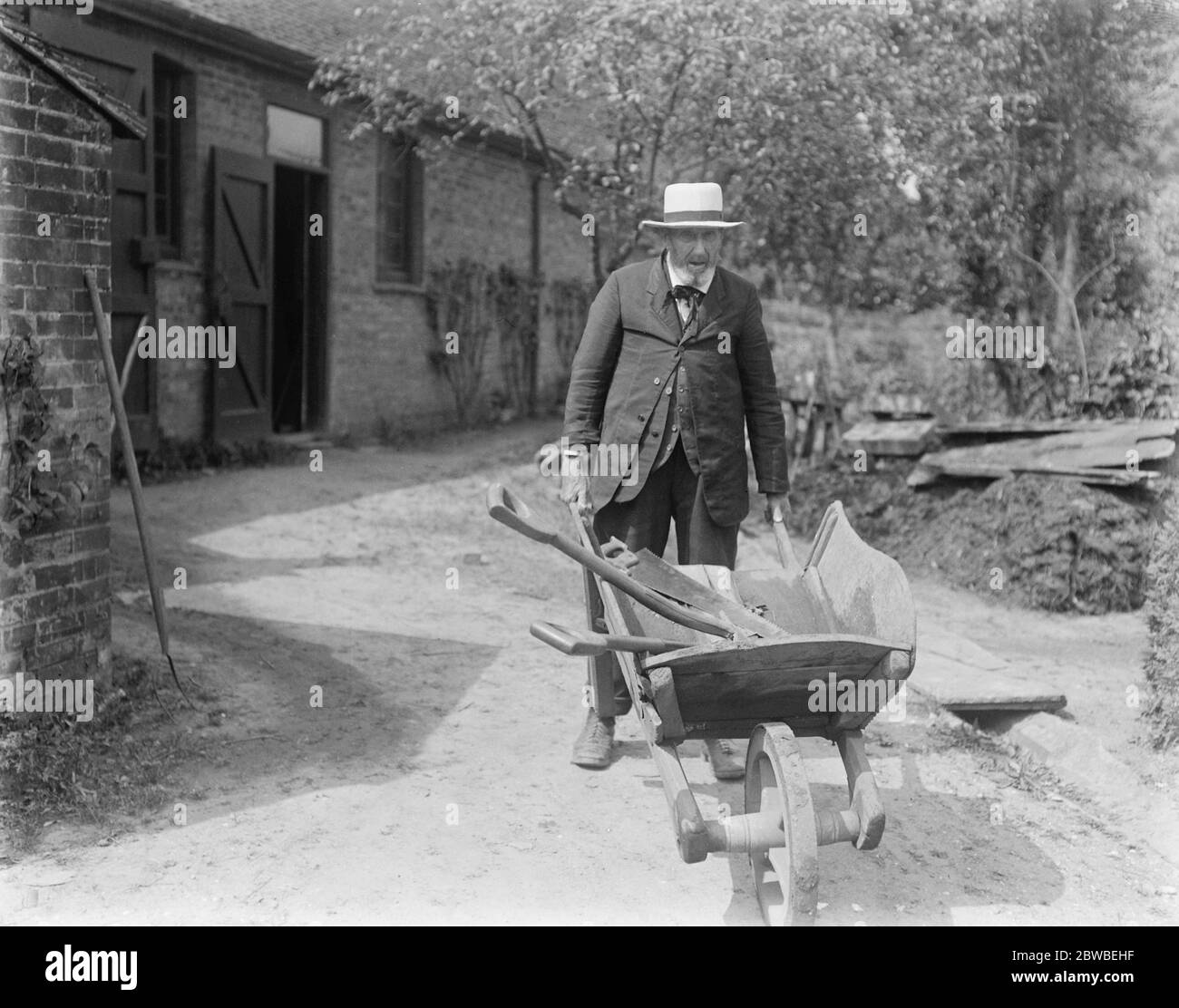 Moderation hi-res stock photography and images - Alamy