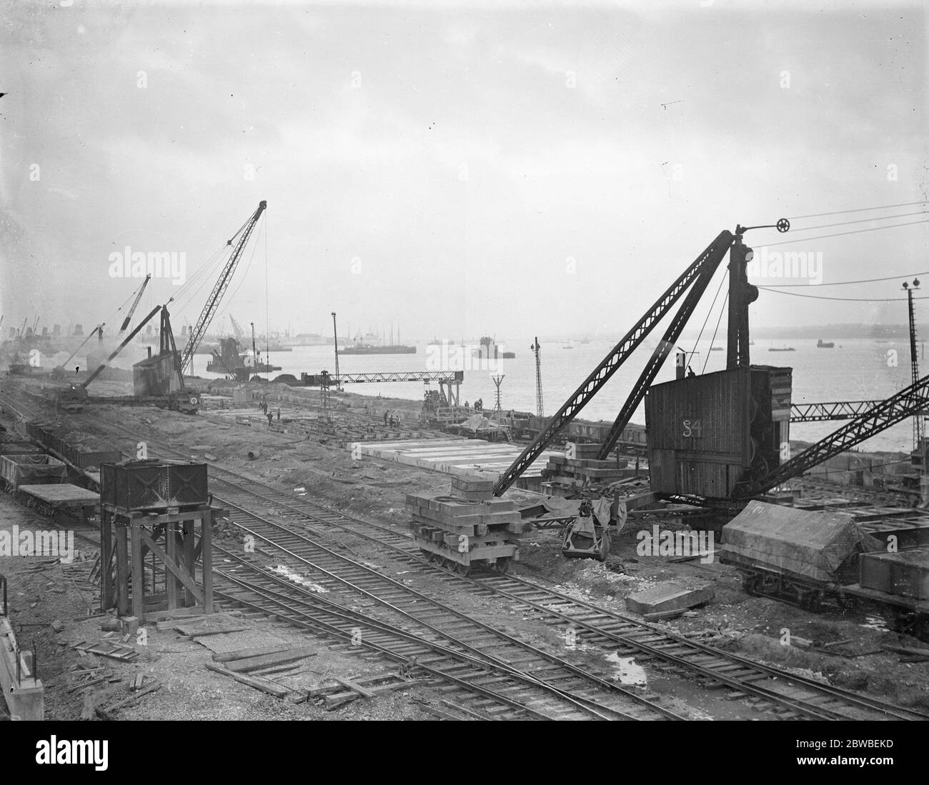 Panoramic view of work in progress on the new Southern Railway graving ...