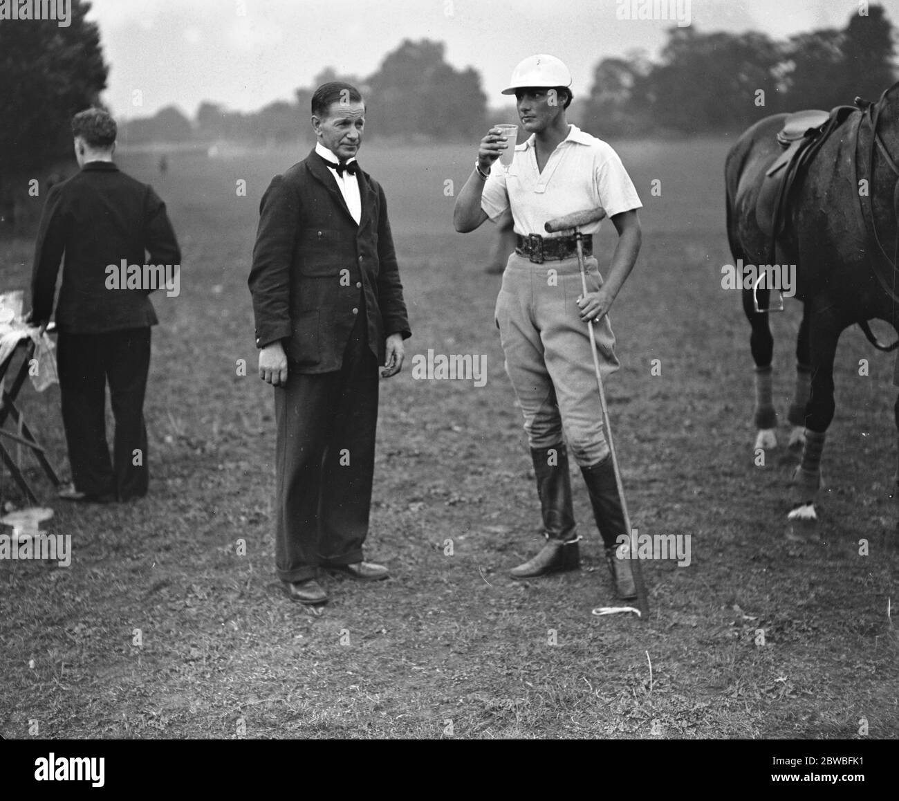 Black servant 1930s hi-res stock photography and images - Alamy