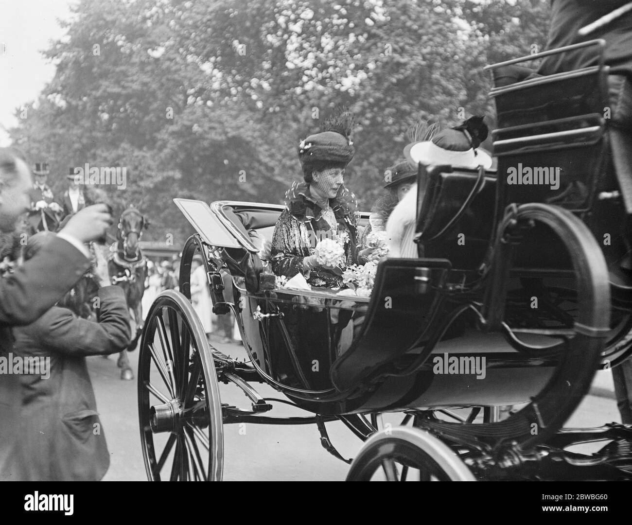 Queen and queen alexandra hi-res stock photography and images - Alamy