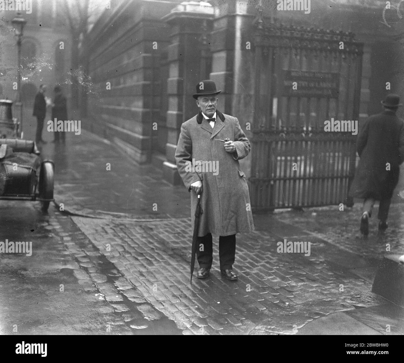 Attends news conference Black and White Stock Photos & Images - Alamy