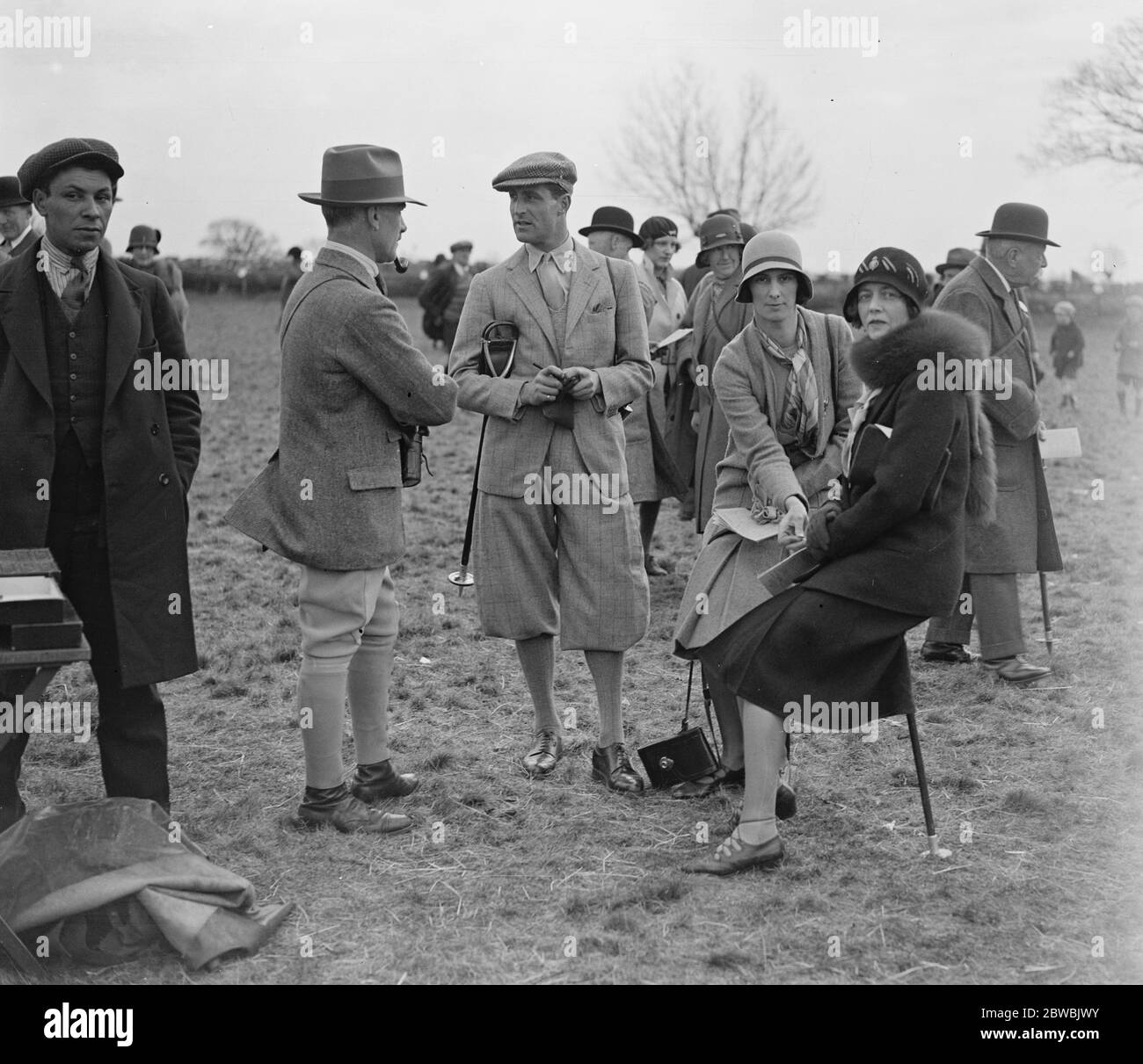 Mrs munster hi-res stock photography and images - Alamy