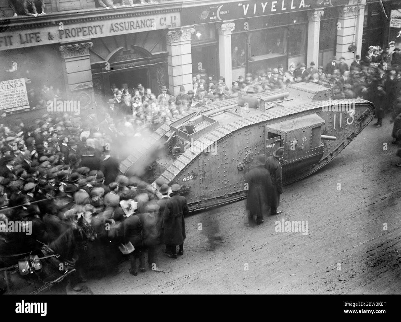 Mark v tank 1918 hi-res stock photography and images - Alamy