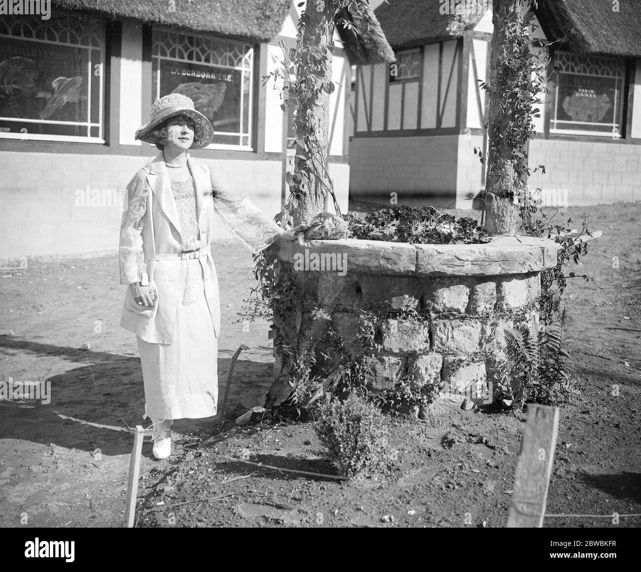 Fanny ward hi-res stock photography and images - Alamy