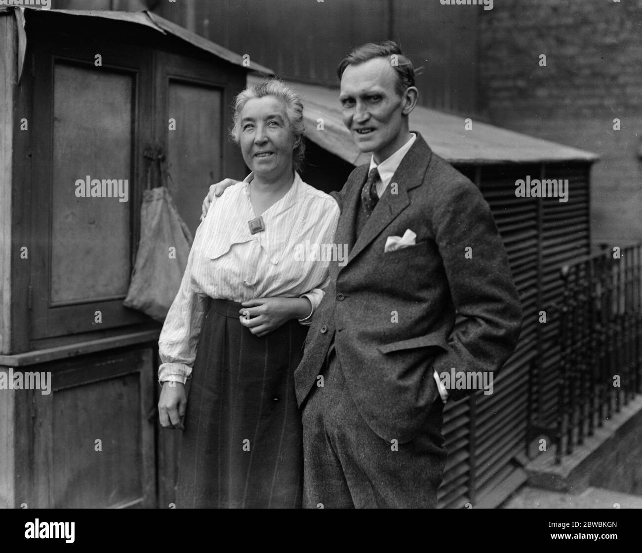 Awaiting arrest hi-res stock photography and images - Alamy