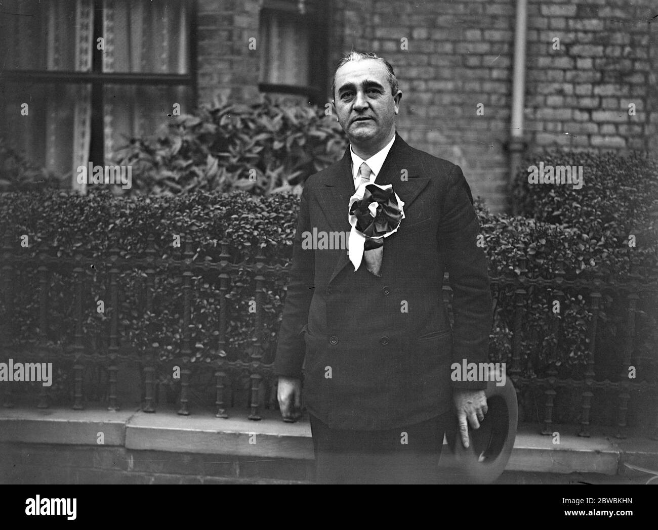 General election , 1931 . Mr J D Cassels , KC , the newly elected ...