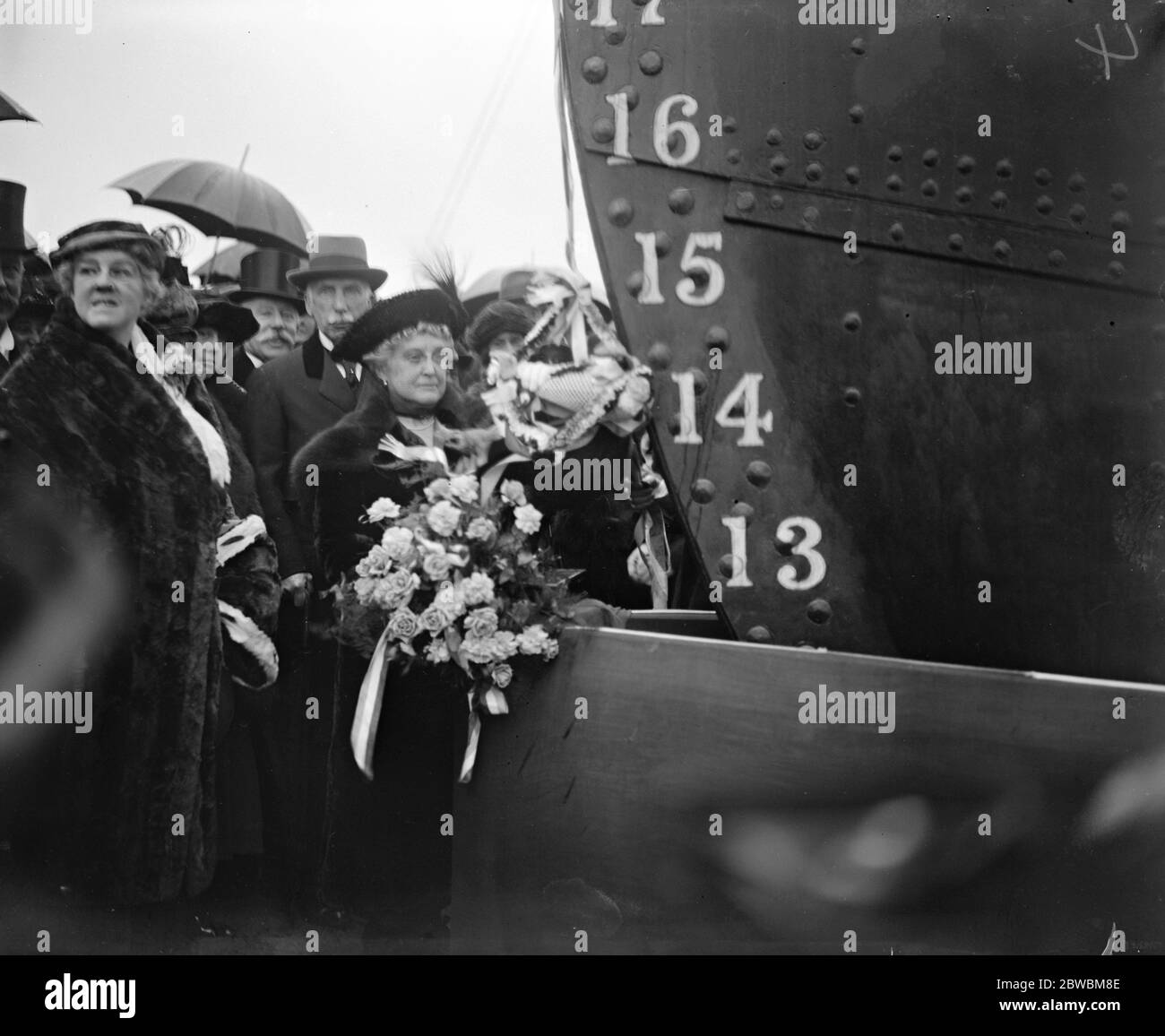 Mrs Beazley launches the Cunarder ' Samaria ' at Birkenhead 27 November ...