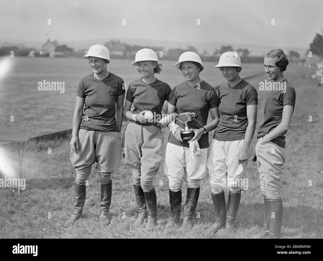 The Southdown Ladies Polo team , who met the London Ladies at Southwick ...