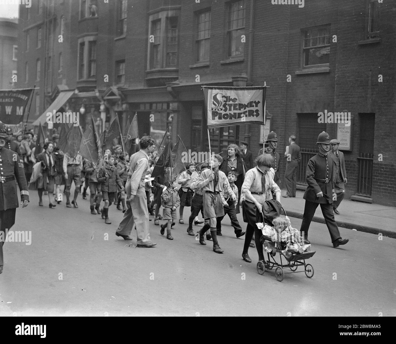 Labour 1 Black and White Stock Photos & Images - Alamy