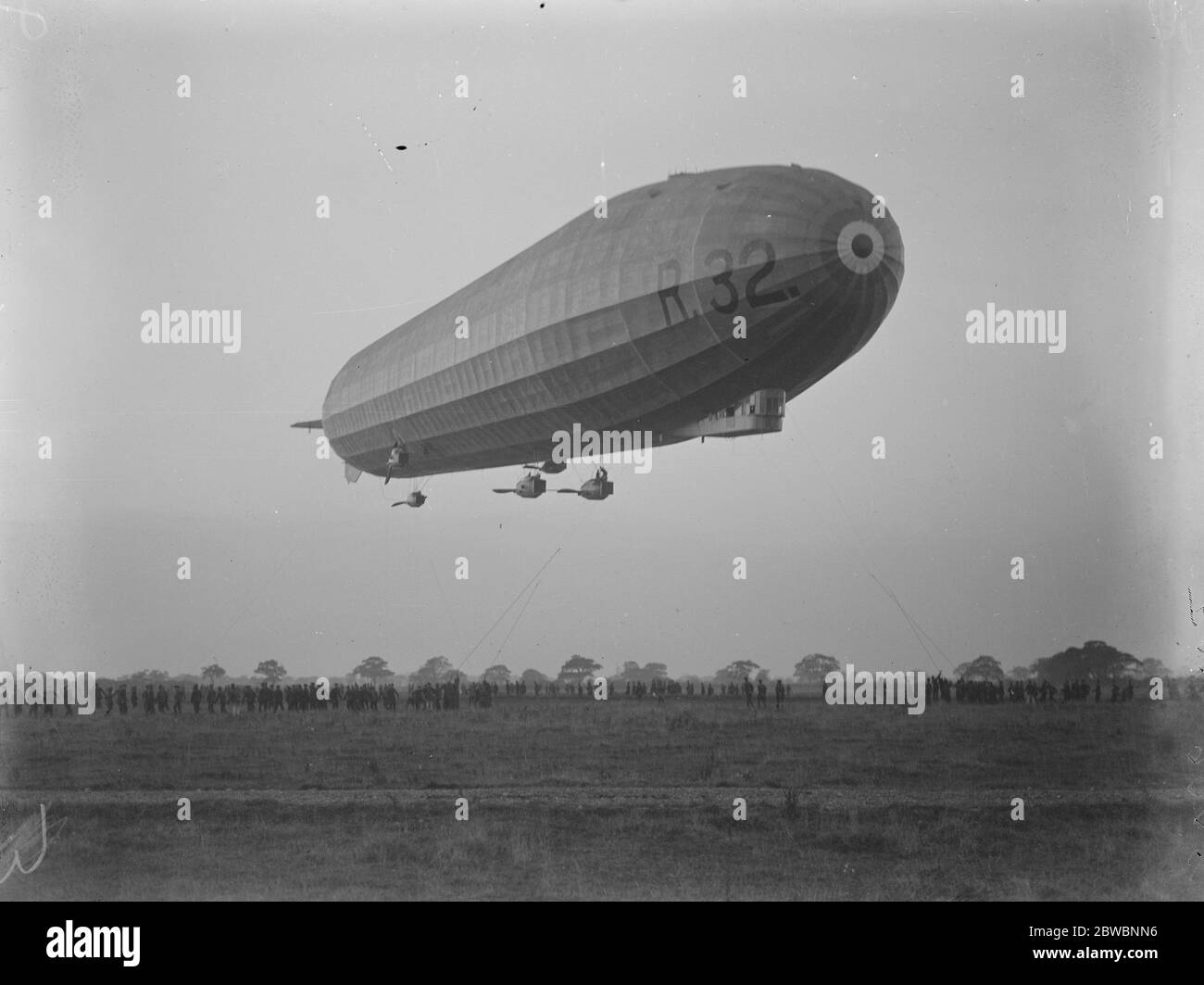 Airship training Black and White Stock Photos & Images - Alamy