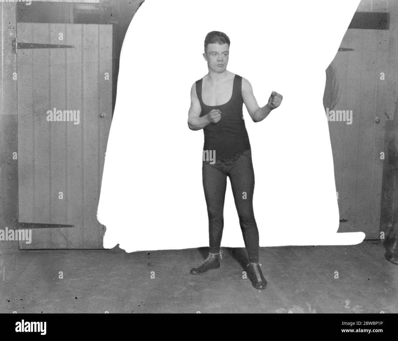 Teddy Baker in a sparring pose . 1925 Stock Photo - Alamy