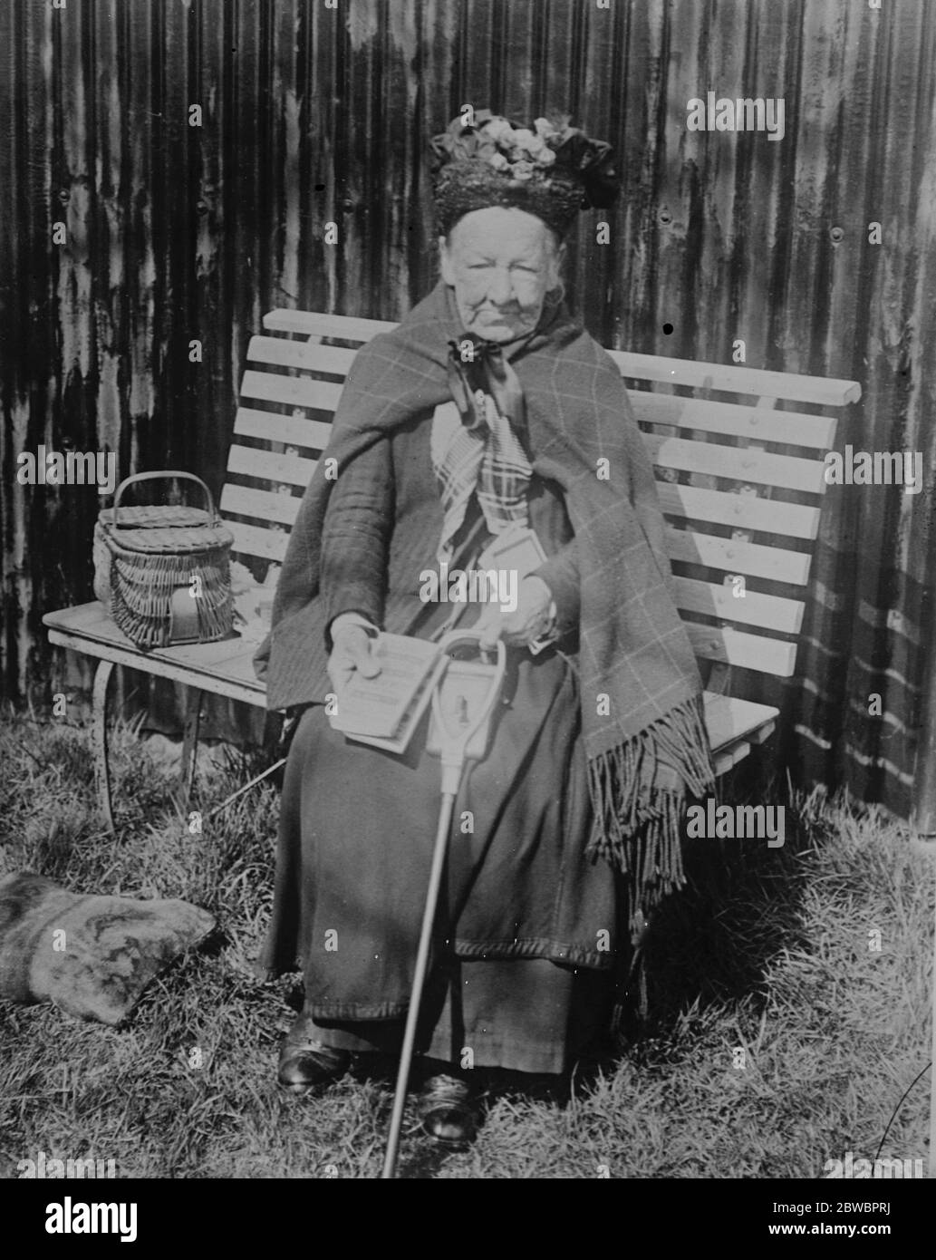 Old Kate . 1925 Stock Photo - Alamy