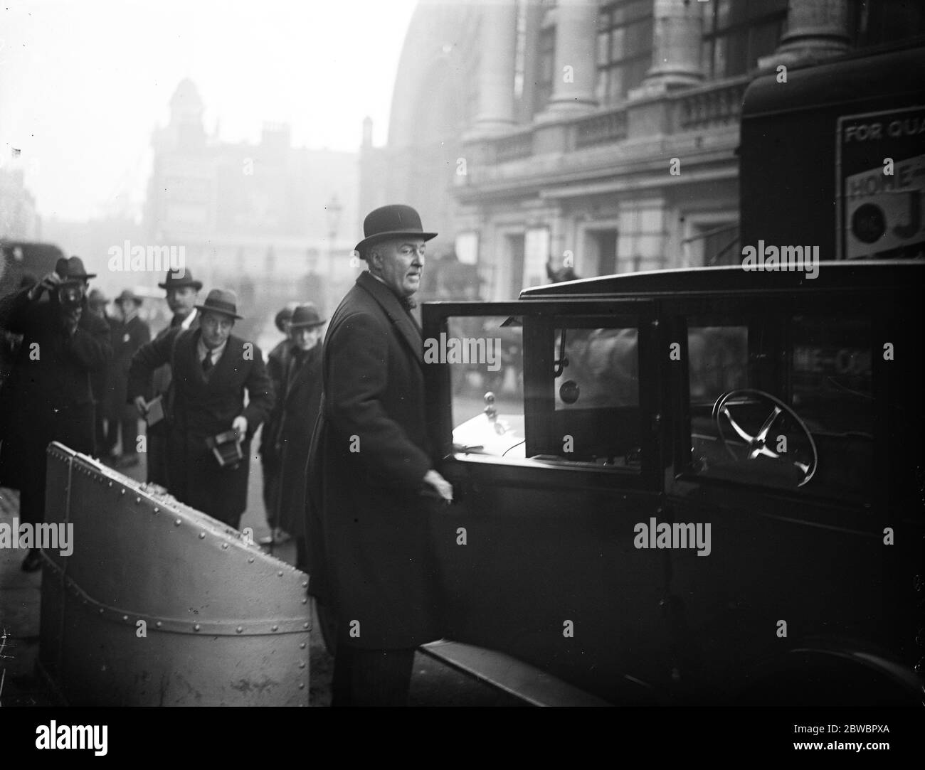 Cooper street in historic Black and White Stock Photos & Images - Alamy