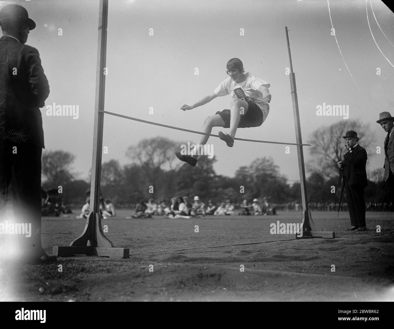 Middlesex ladies AC held at Stamford Bridge . Mrs Elliott Lynn winning ...