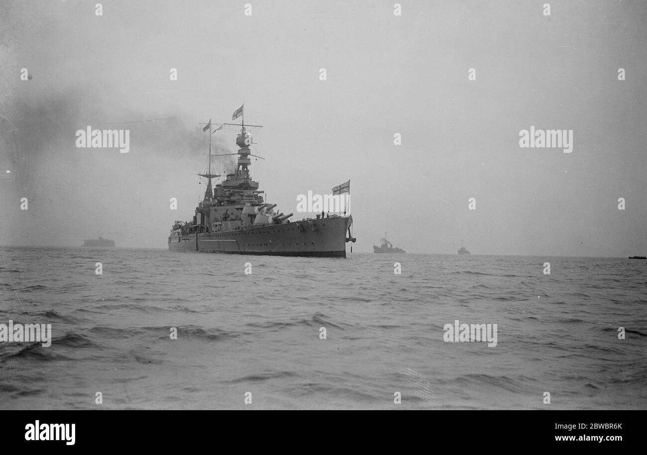 Hms repulse hi-res stock photography and images - Alamy