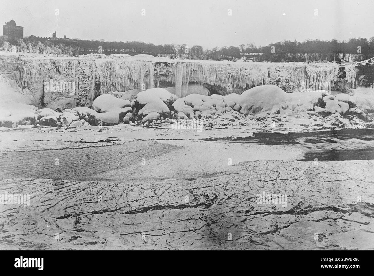 Old days twenties hi-res stock photography and images - Alamy