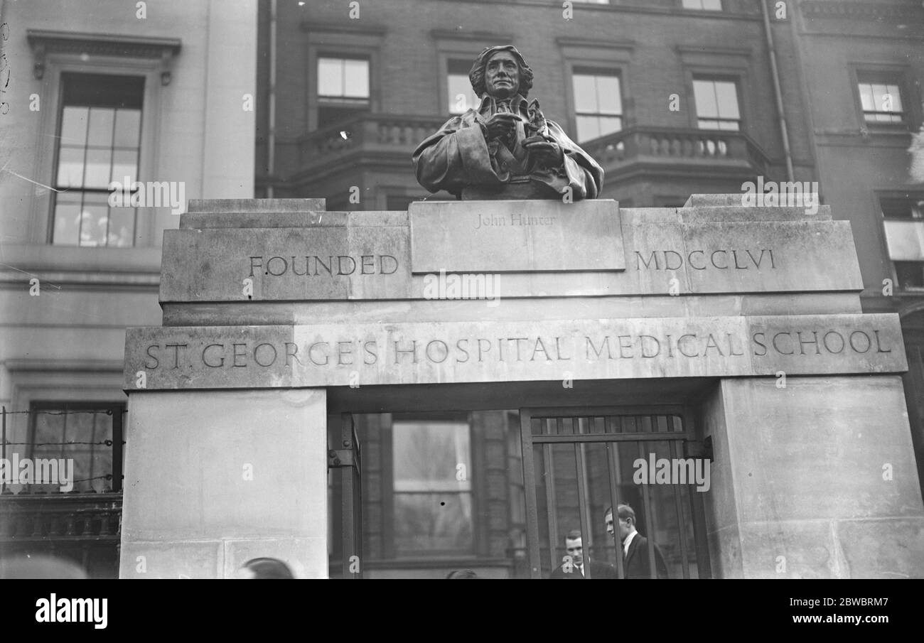 Anatomy memorial Black and White Stock Photos & Images - Alamy