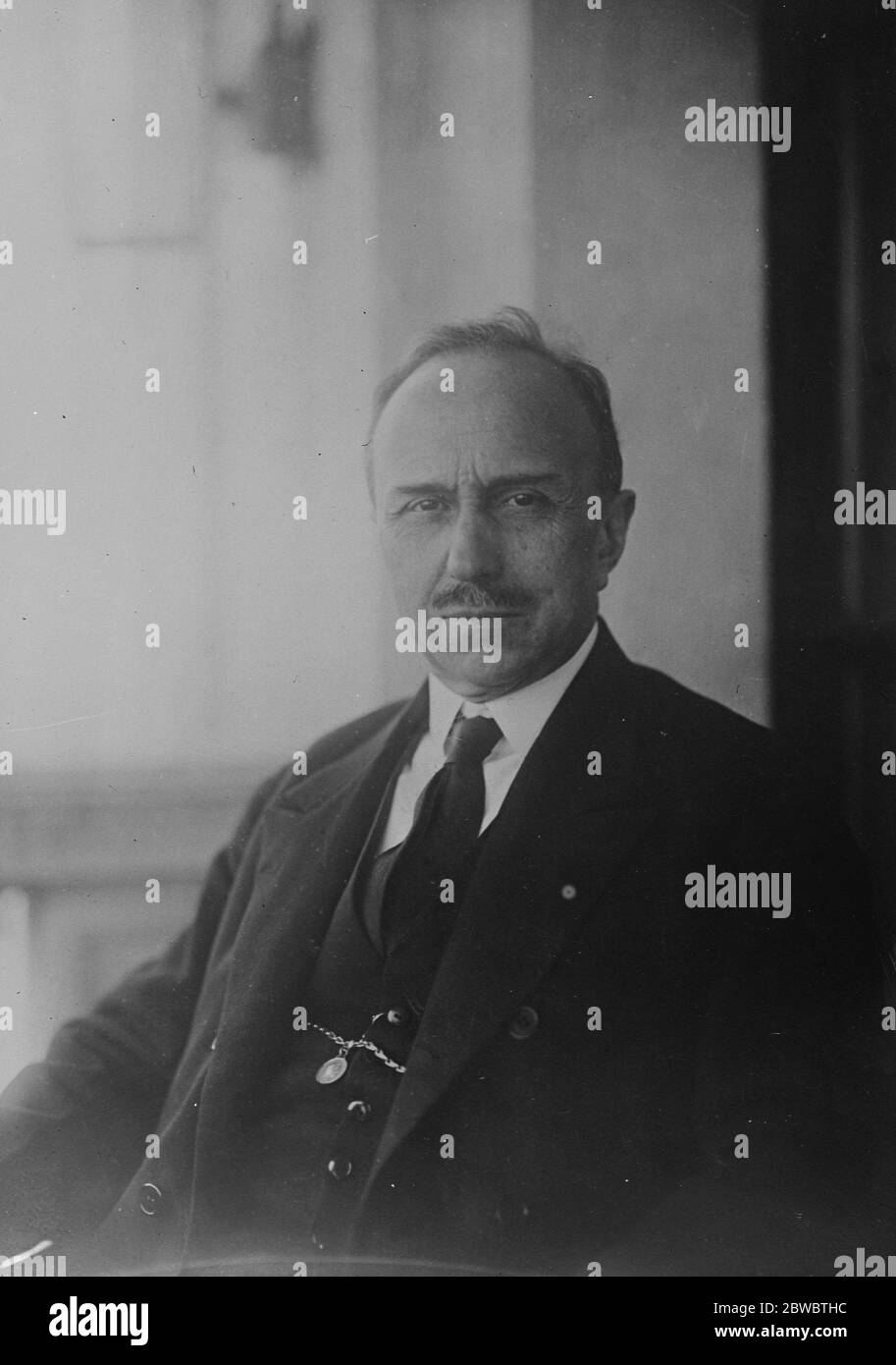 1920s sign hi-res stock photography and images - Alamy