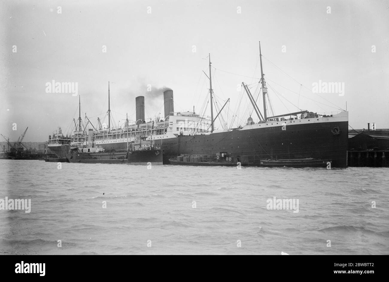 Minnesota of the S S Zeeland at Portsmouth . February 1927 Stock Photo ...