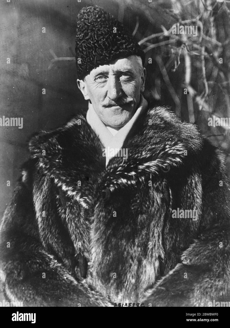 Canada in 1920s hi-res stock photography and images - Alamy