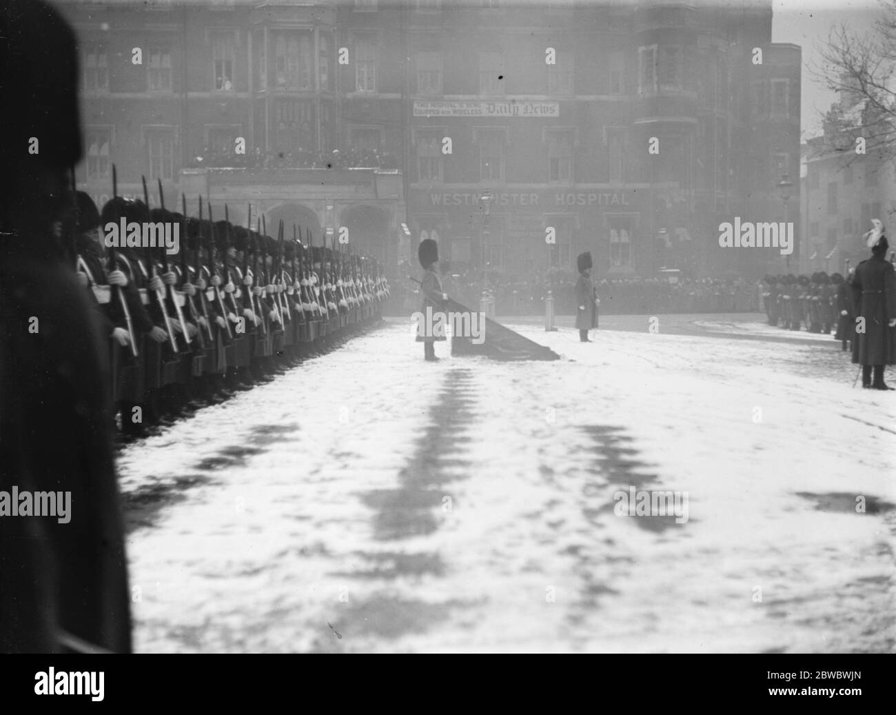 Funeral of queen alexandra hi-res stock photography and images - Alamy