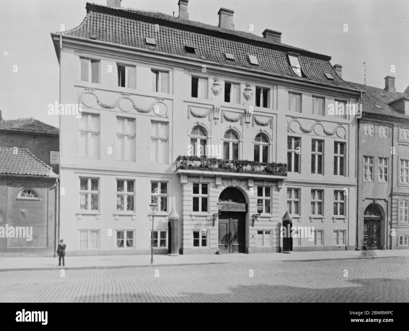 The Yellow Palace at Copenhagen , where Queen Alexandra was born 25 ...