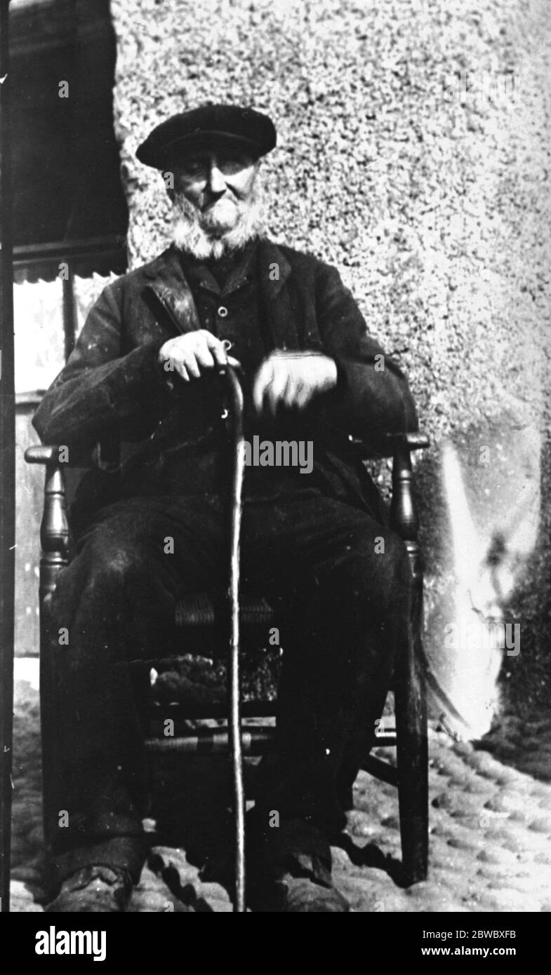 100 birthday hi-res stock photography and images - Alamy