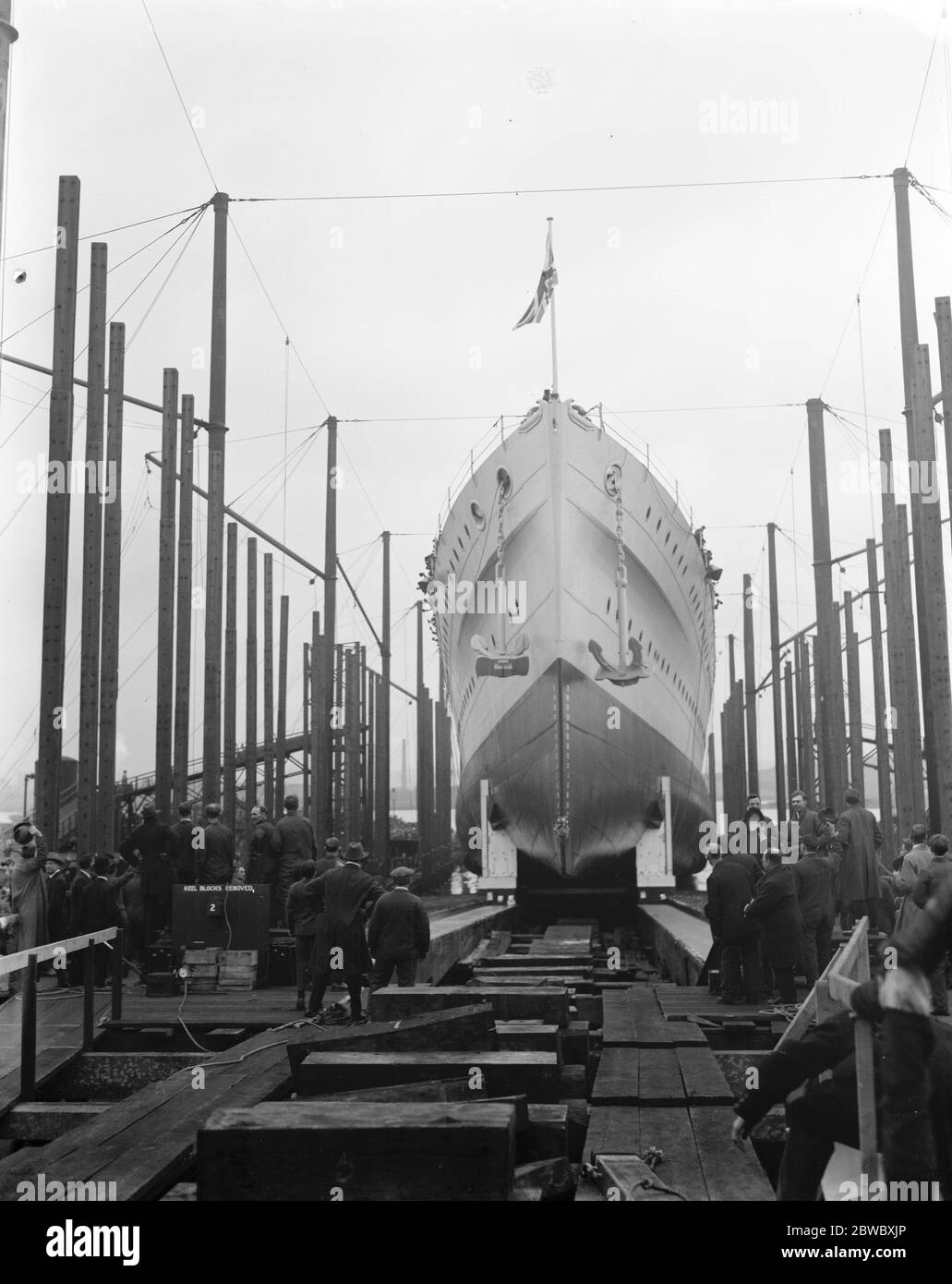The launch of HMS Kent . HMS Kent , one of the county class cruisers ...