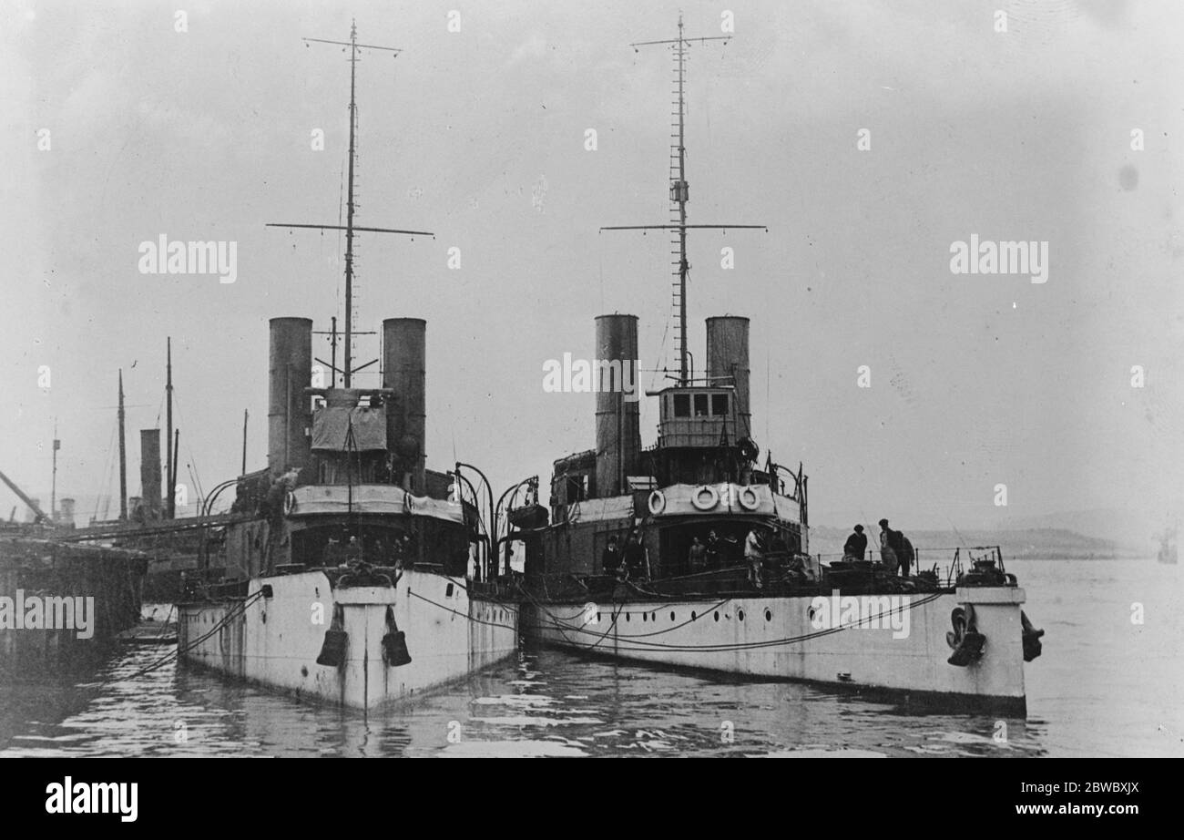 Hms cricket Black and White Stock Photos & Images - Alamy