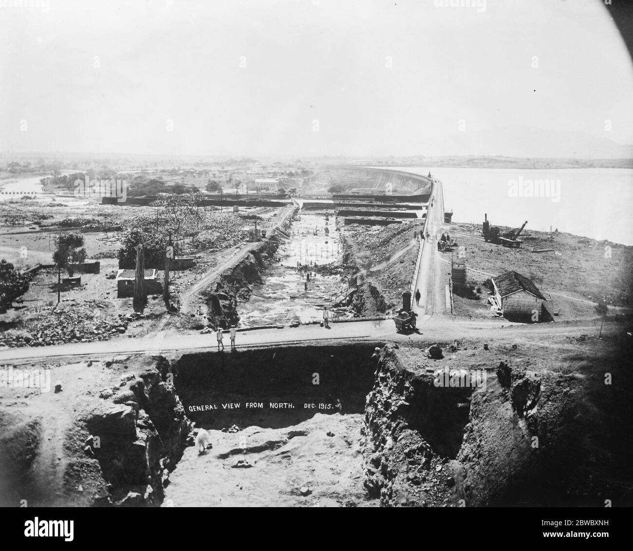 The new Lloyd Dam inspected by Sir William Birdwood . 17 May 1926 Stock ...
