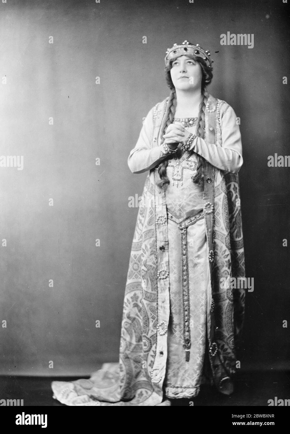 Miss Rachel Morton , who will appear for the first time in opera in ...