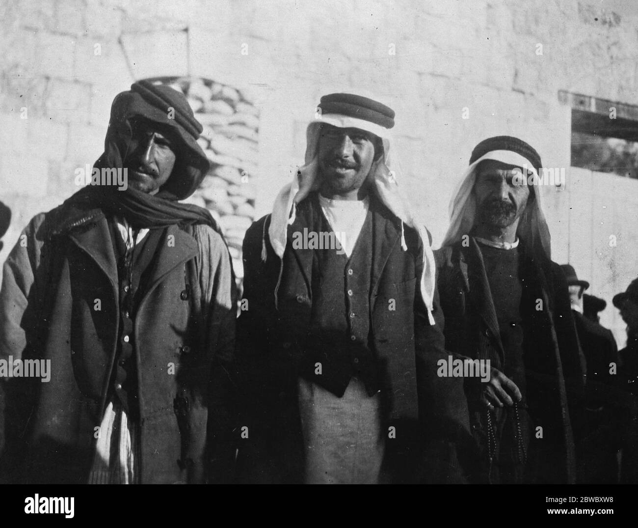 Syrian group hi-res stock photography and images - Alamy