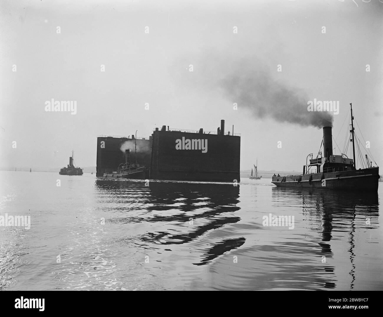 Huge German floating dock to assist in raising great German warship at ...
