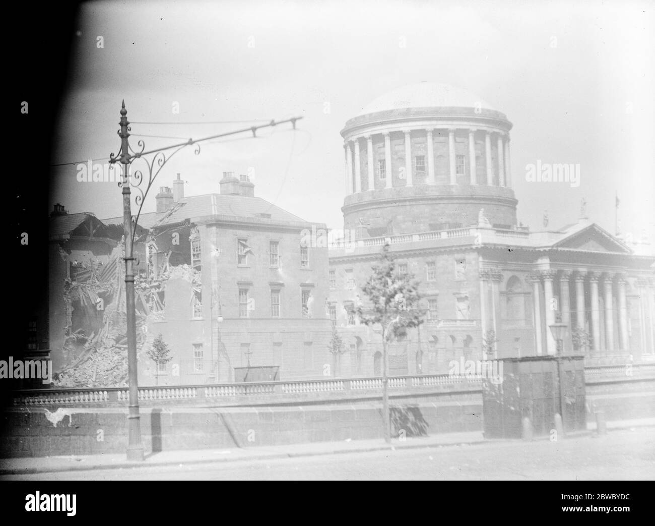 The Great Battle of Dublin The capture of the four courts Dublin A view ...
