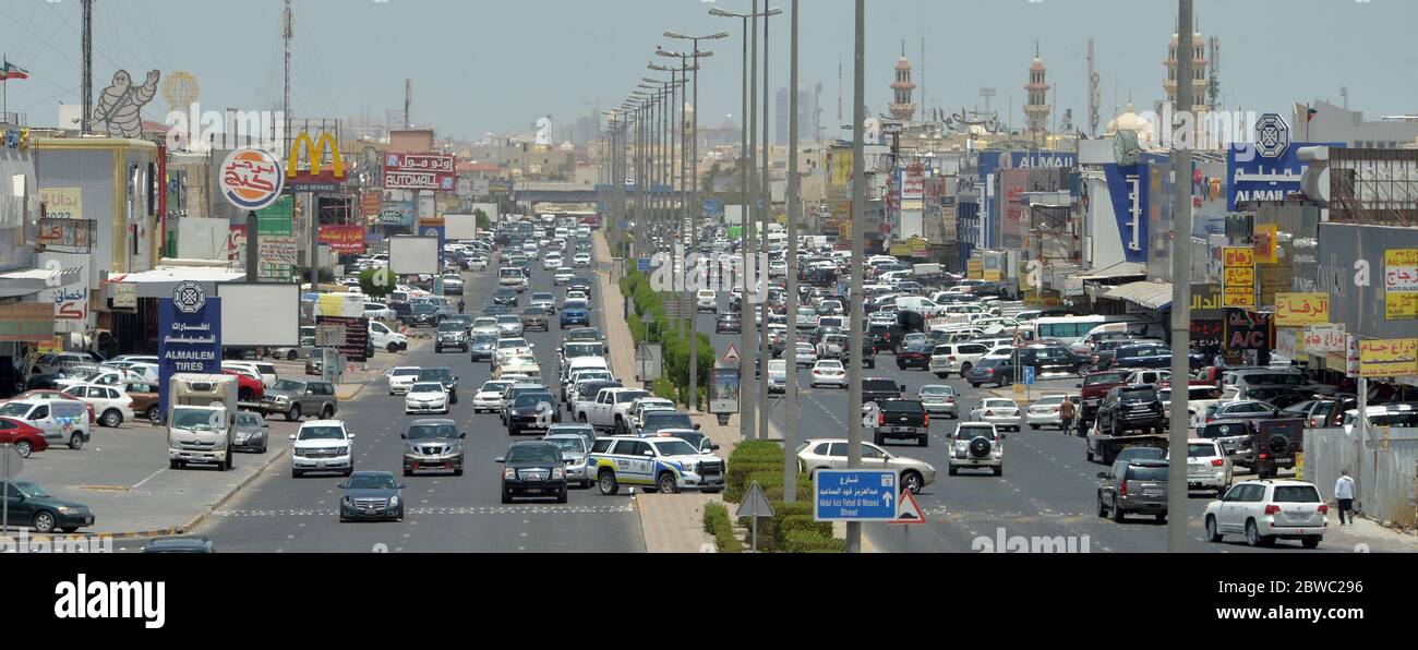 Kuwait City, Kuwait. 31st May, 2020. Streets are crowded with cars in ...