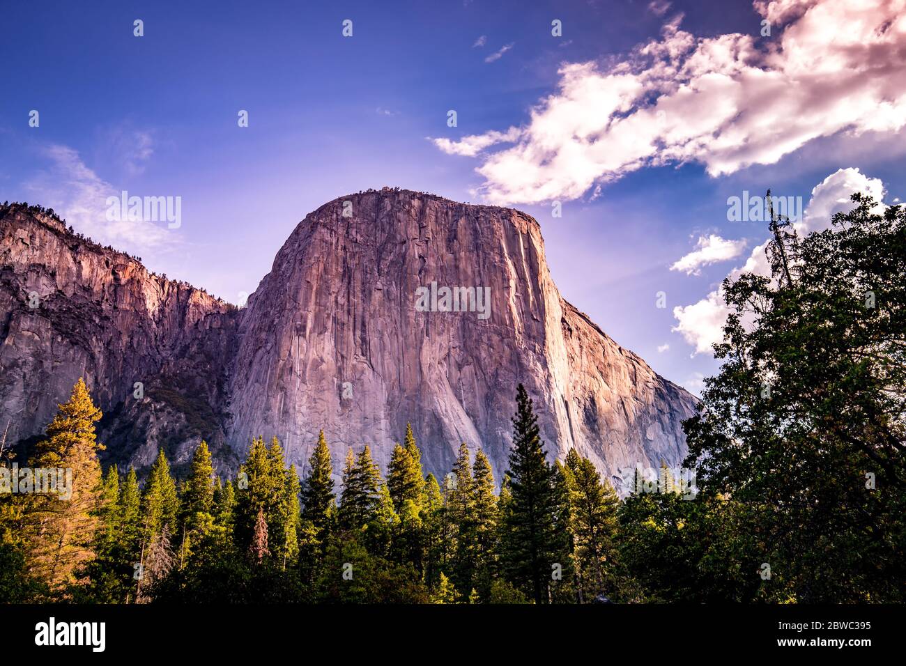 World famous rock climbing wall of El Capitan, Yosemite national park ...